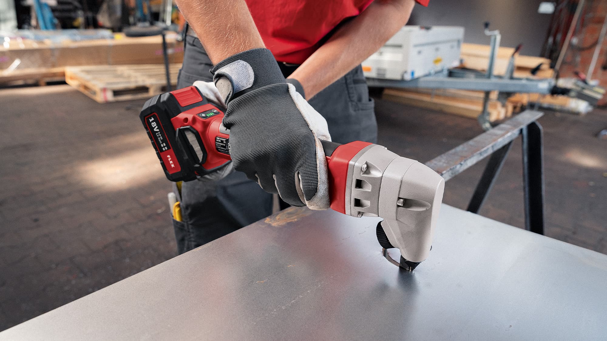 Professional power tools for metalworking - FLEX