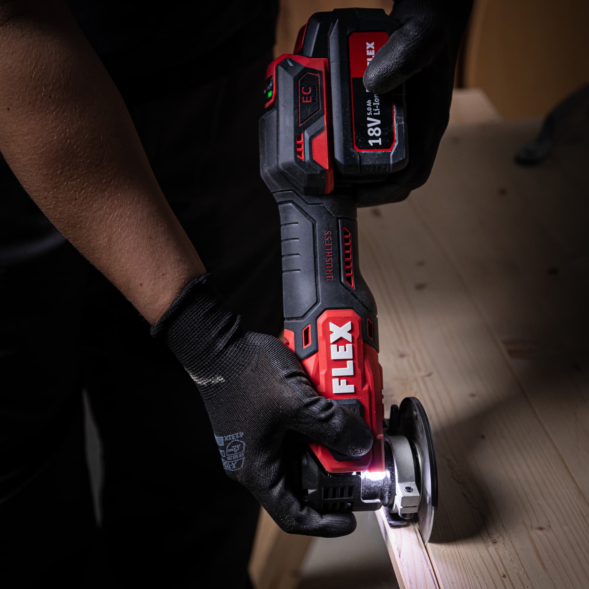 FLEX Akku-Multitool für Profis – FLEX Elektrowerkzeuge